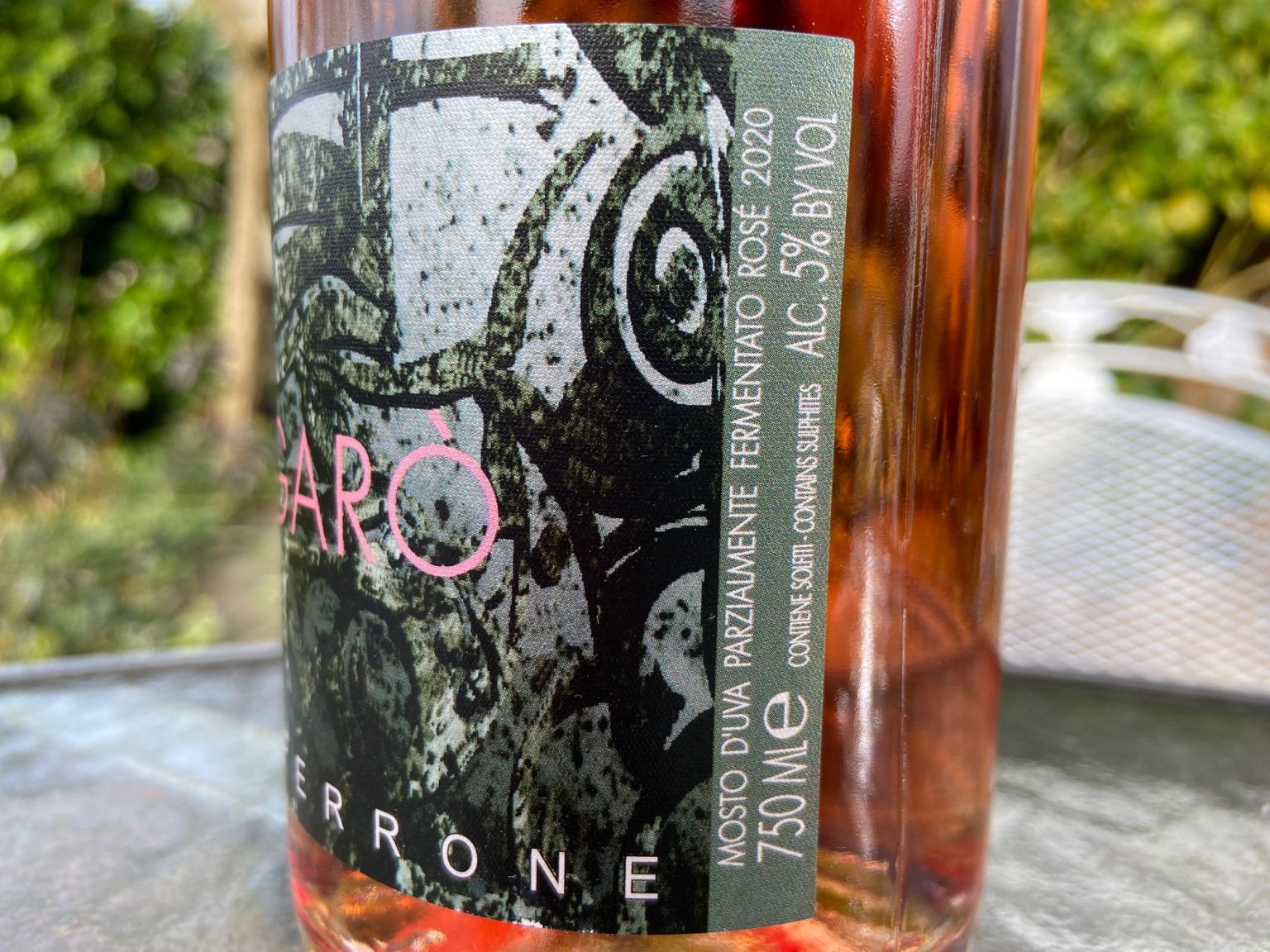 Bigaro Elio Perrone. Fris zoete vederlichte Italiaanse bubbel rosé ...